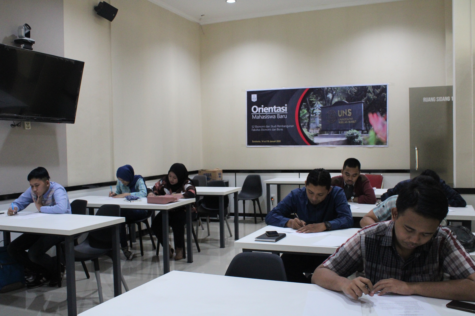 The Head of MESP FEB UNS Deliver Encouragement to the New Students ...