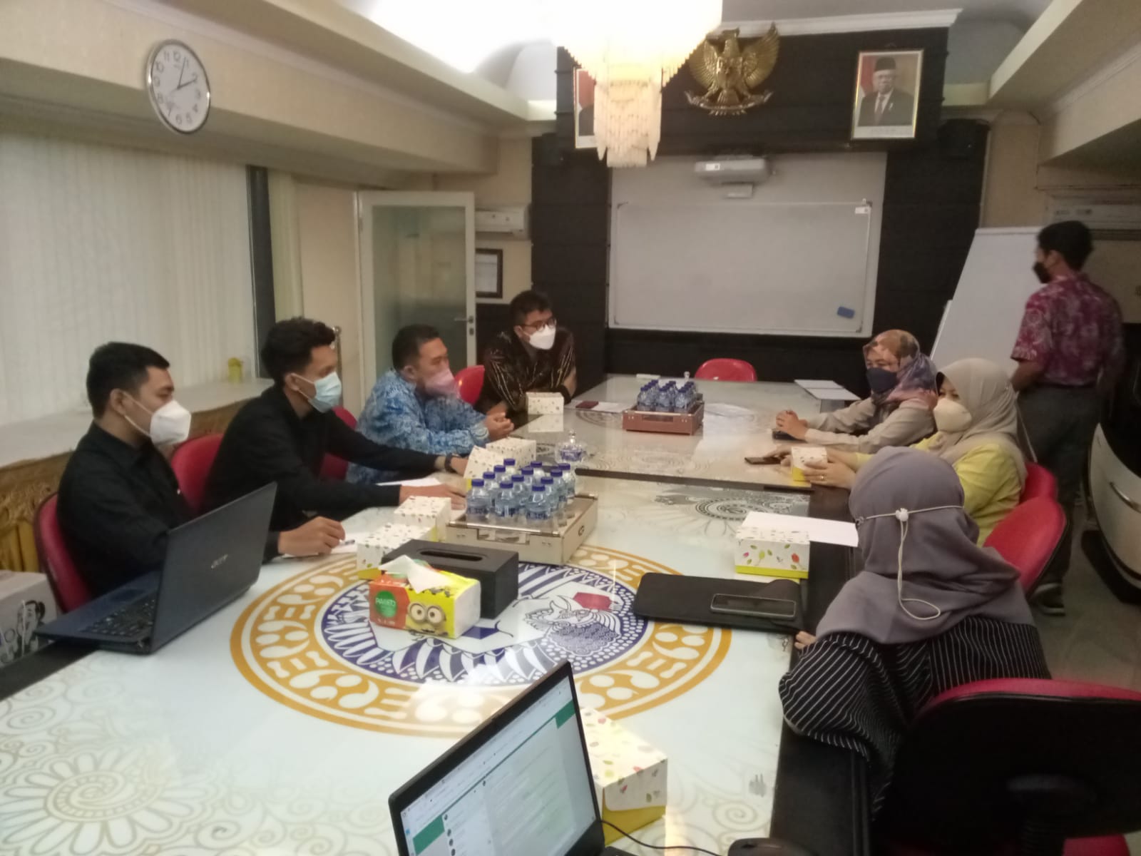 Prodi EP FEB UNS Kunjungi IUP UNAIR, Diskusikan Pengembangan Kelas ...