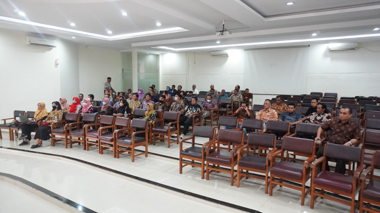 Wakil Dekan Sumber Daya Manusia, Keuangan dan Logistik FEB UNS: Mari ...