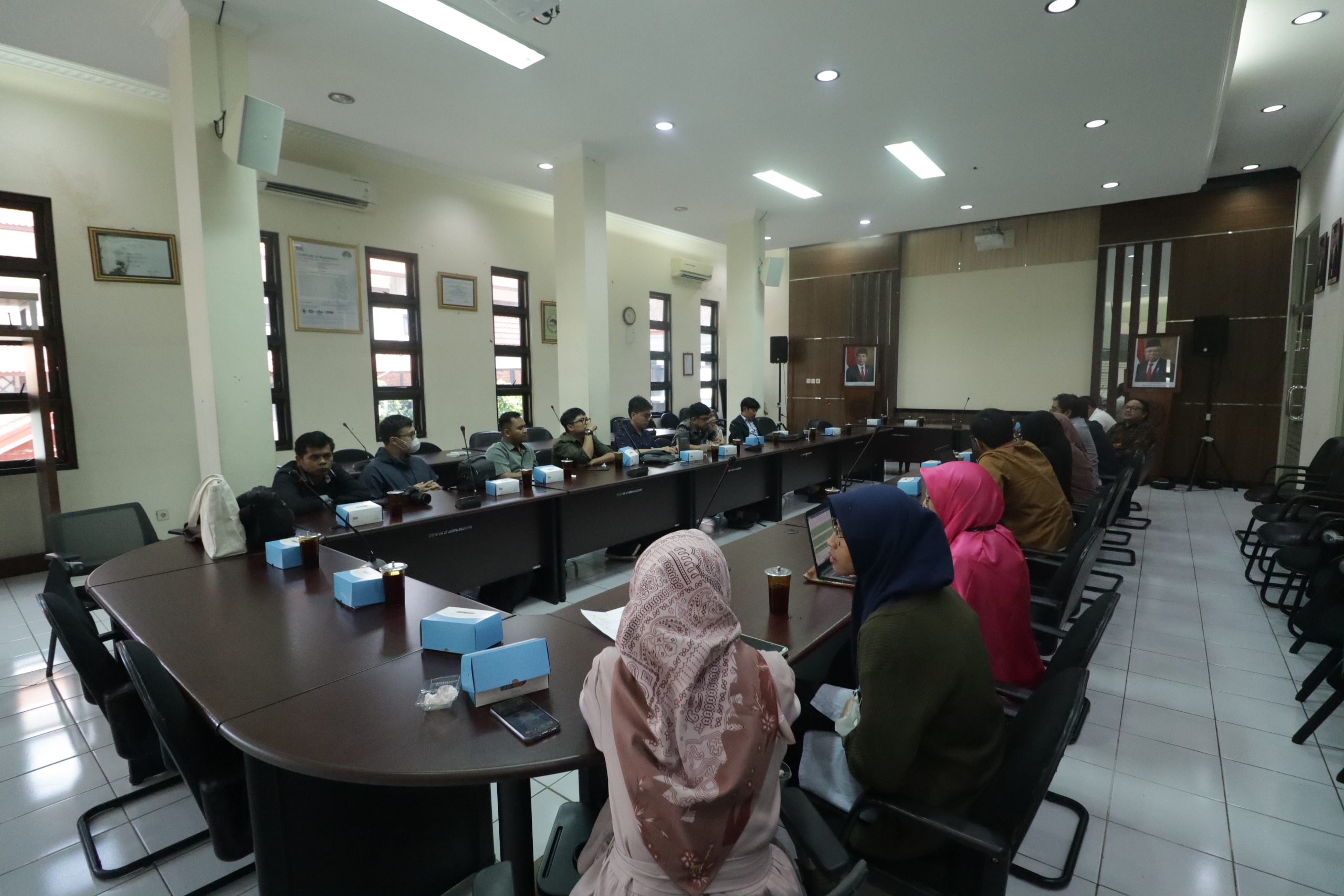 Prodi S1 Bisnis Digital UPI Kunjungi BG FEB UNS, Jalin Kerjasama ... Prodi S1 Bisnis Digital UPI Kunjungi BG FEB UNS, Jalin Kerjasama ...