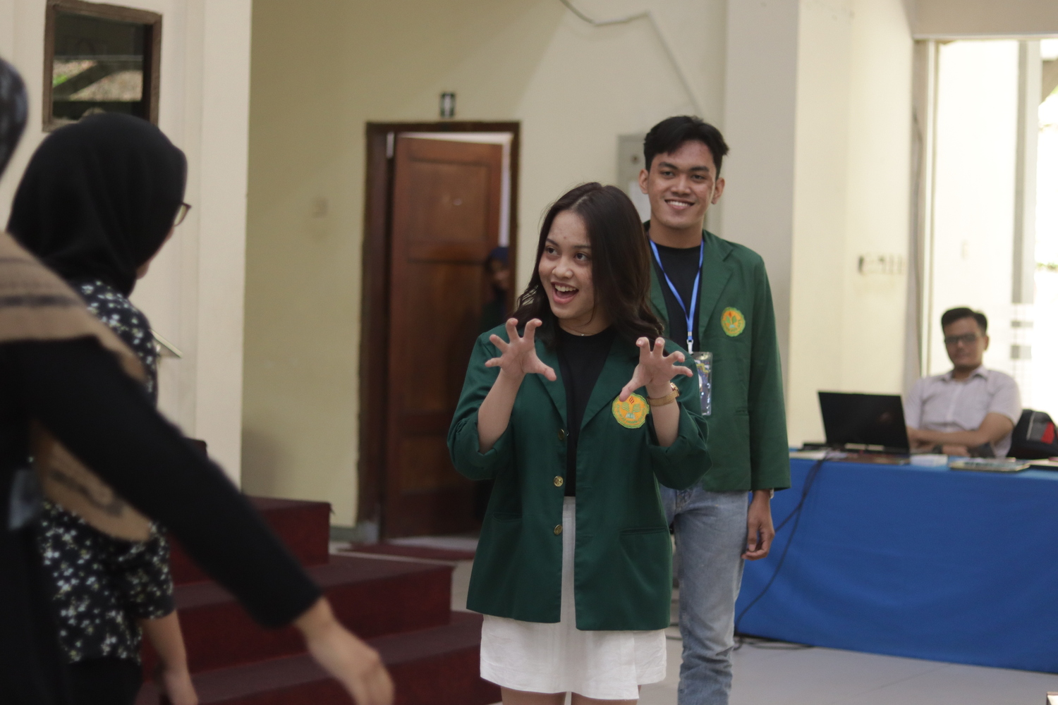 FEB UNS Menerima Kunjungan Kuliah Kerja Lapangan Prodi S1 Bisnis ...