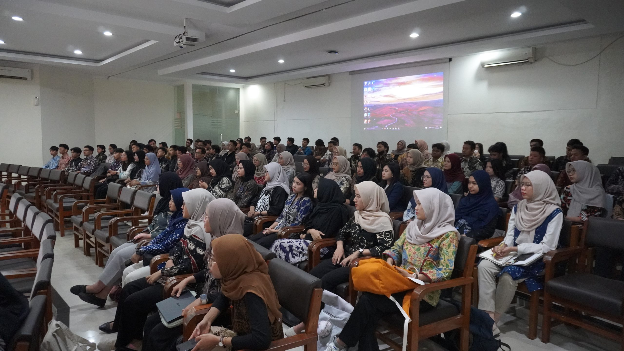 Program Studi S-1 Akuntansi FEB UNS Gelar Orientasi Akademik untuk ...