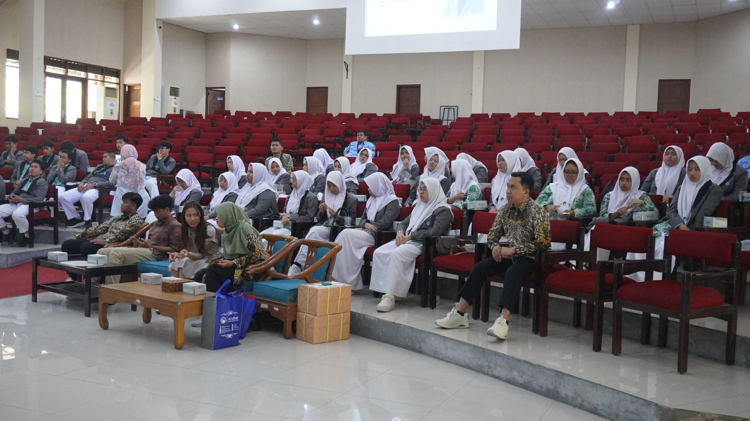 FEB UNS Terima Kunjungan SMA Islam Al Azhar 15 Semarang - Fakultas ...