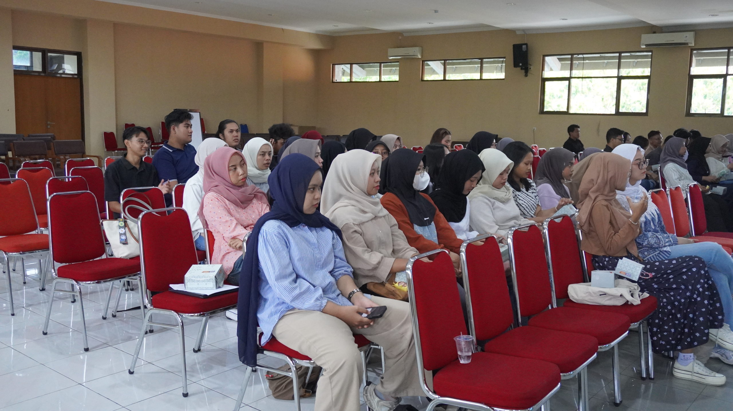 Perkuat Peran Mahasiswa dalam Pembangunan Desa, Lab Bina Desa FEB UNS ...