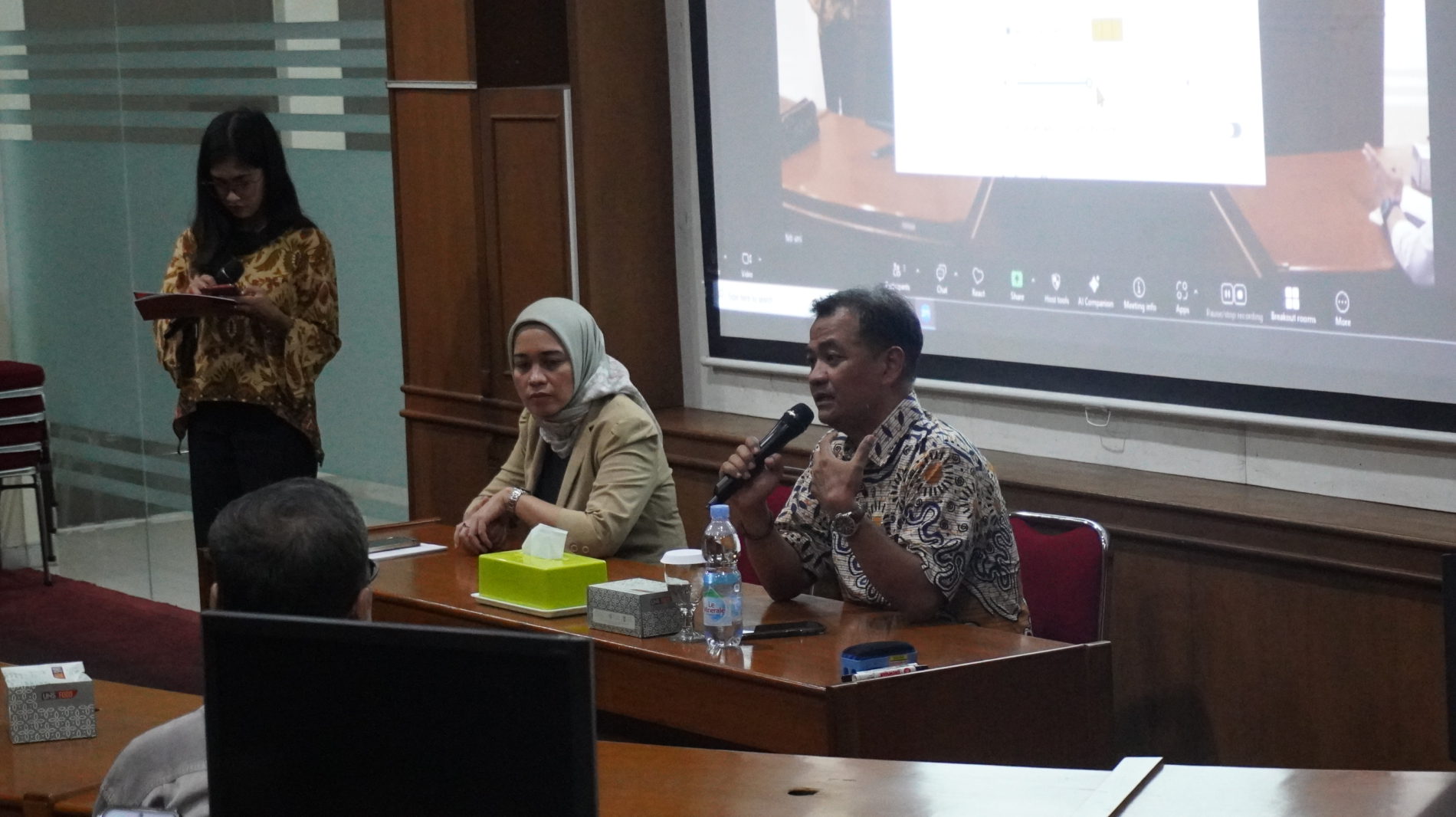 Prodi MESP FEB UNS Review Kurikulum, Perkuat Pembelajaran Berbasis Data ...